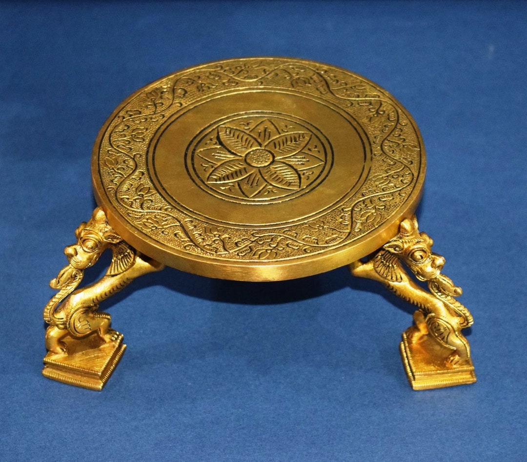 Mythical Yali Pillar Crafted Throne | Enticing Look Brass Chowki ...