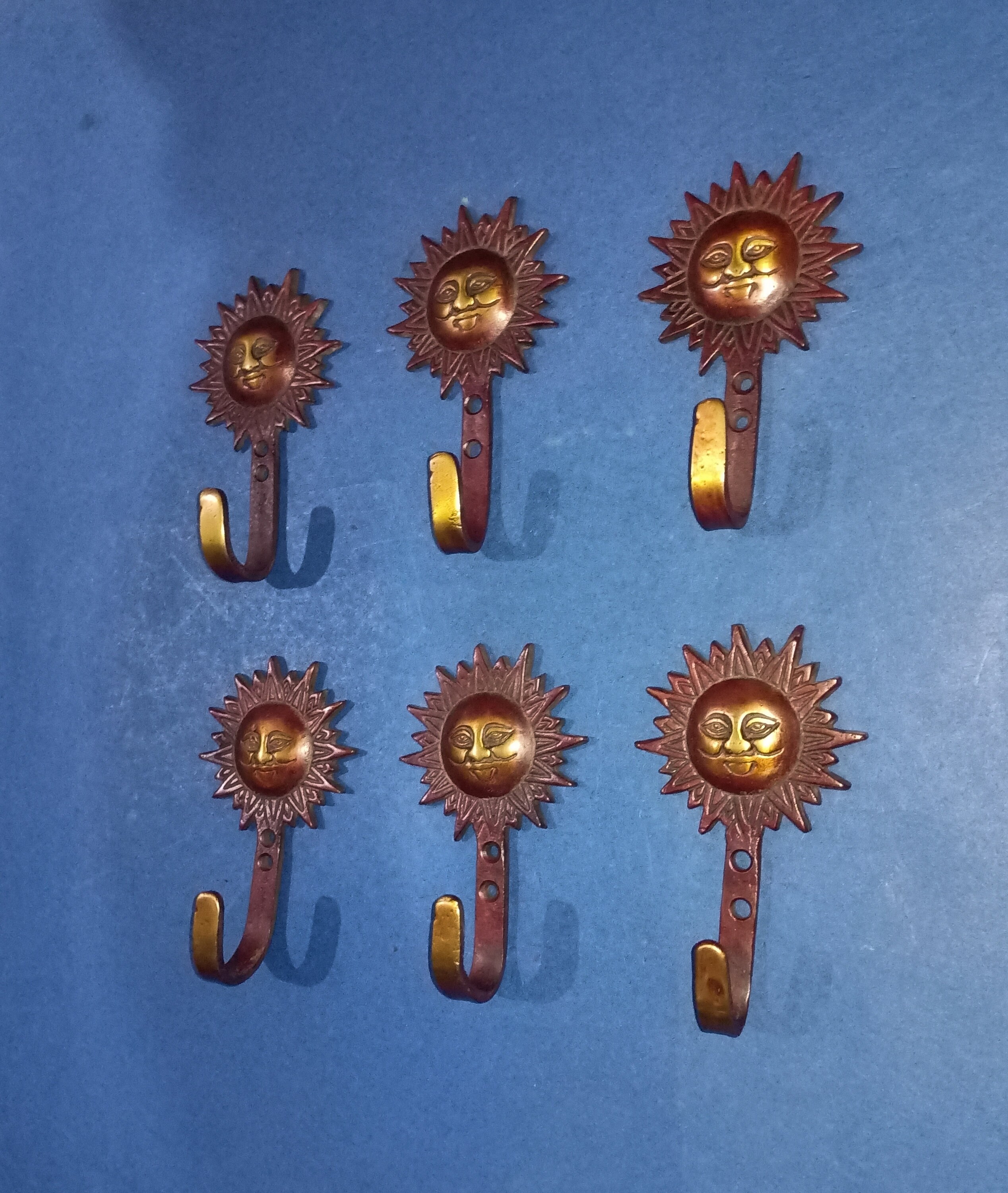 Smiley Face Door Mount Key Holder Brass Sunflower Face Wall - Etsy