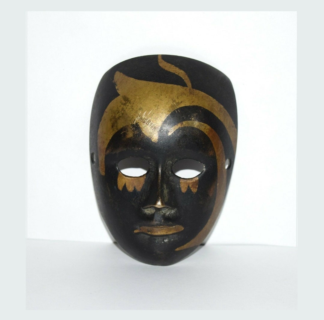 Face Mask Wall Decor Showpiece | Brass Bastar Art Mask Wall Hanging ...