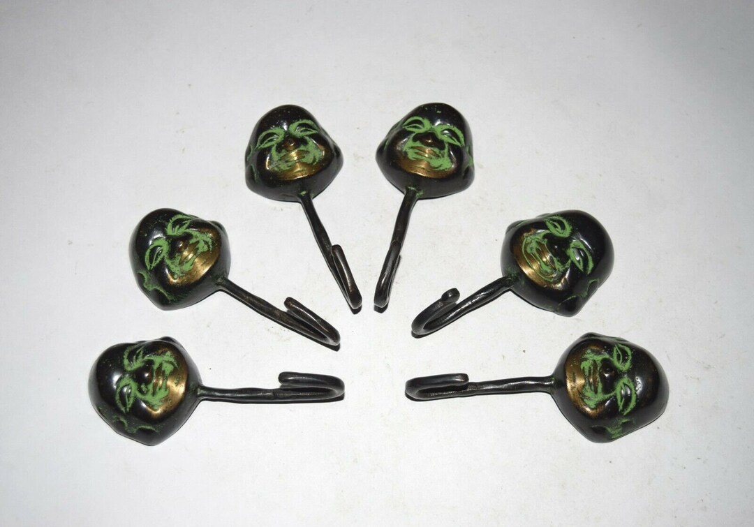 Smiley Face Hook Set of 06 Wall Hooks | Brass Laughing Buddha Face ...