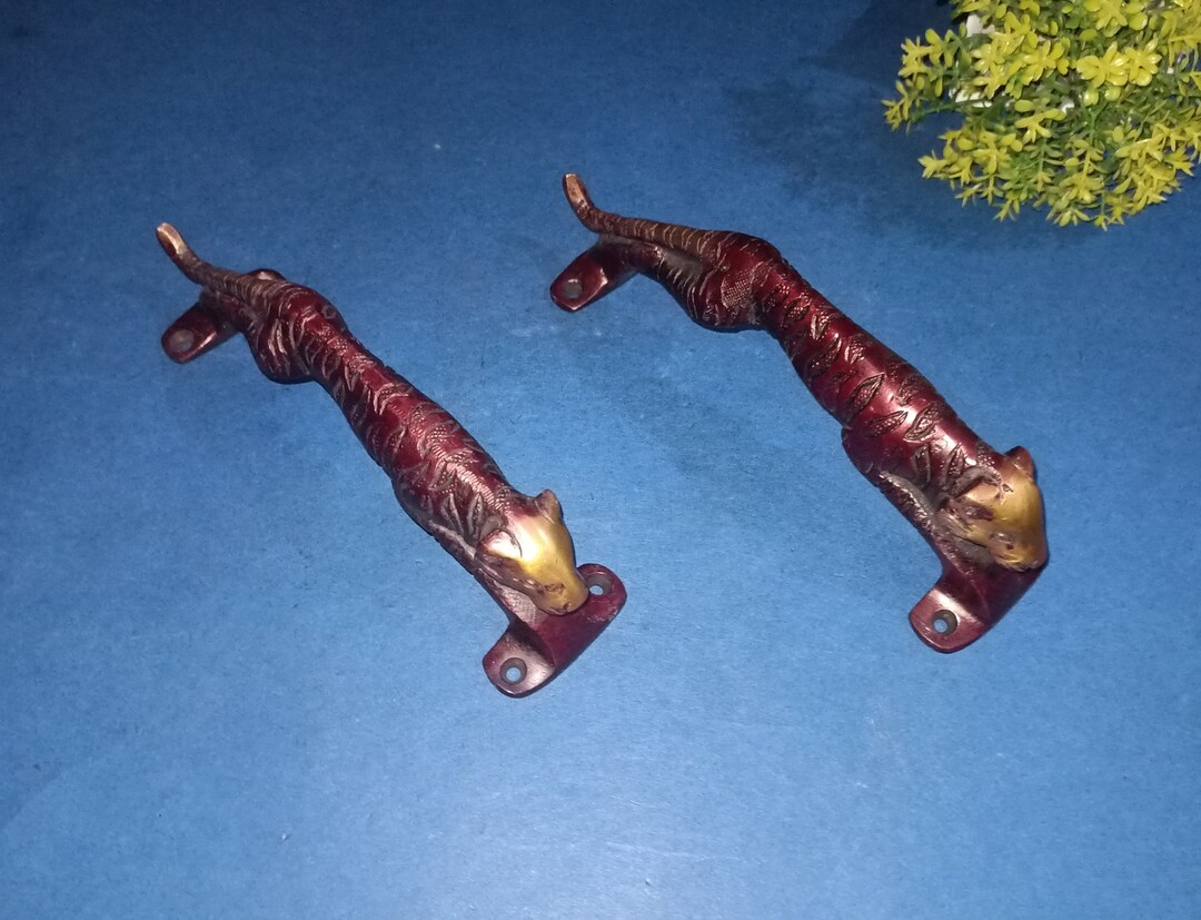 Cheetah Shape Door Handle Grip Pair | Brass Leaping Tiger Handle for ...