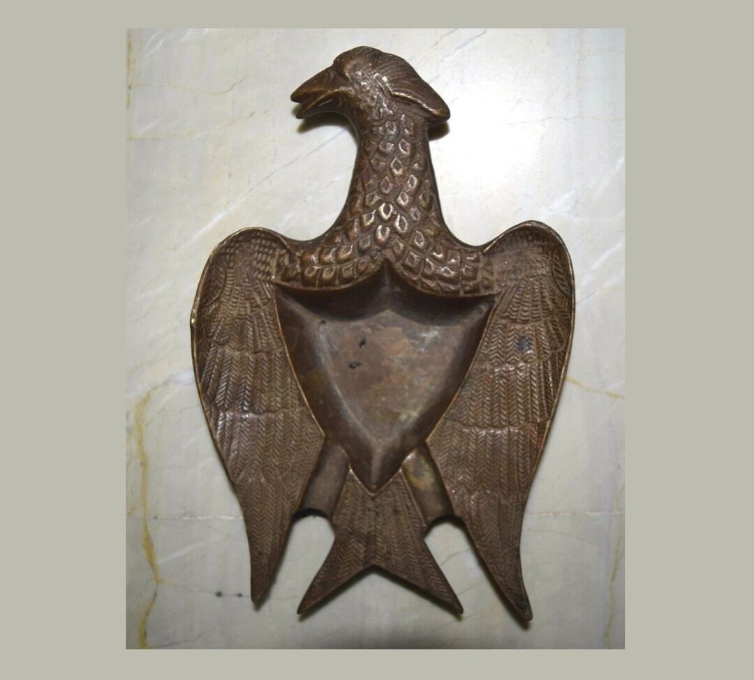Hawk Bird Shape Ashtray Brass Eagle Design Ashtray Partyware Table ...