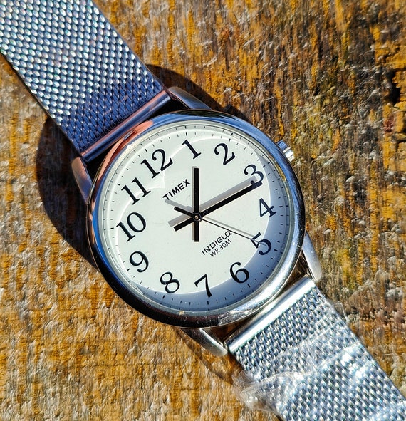 Timex Easy Reader 35mm Classic Leather Strap Watch. - Gem