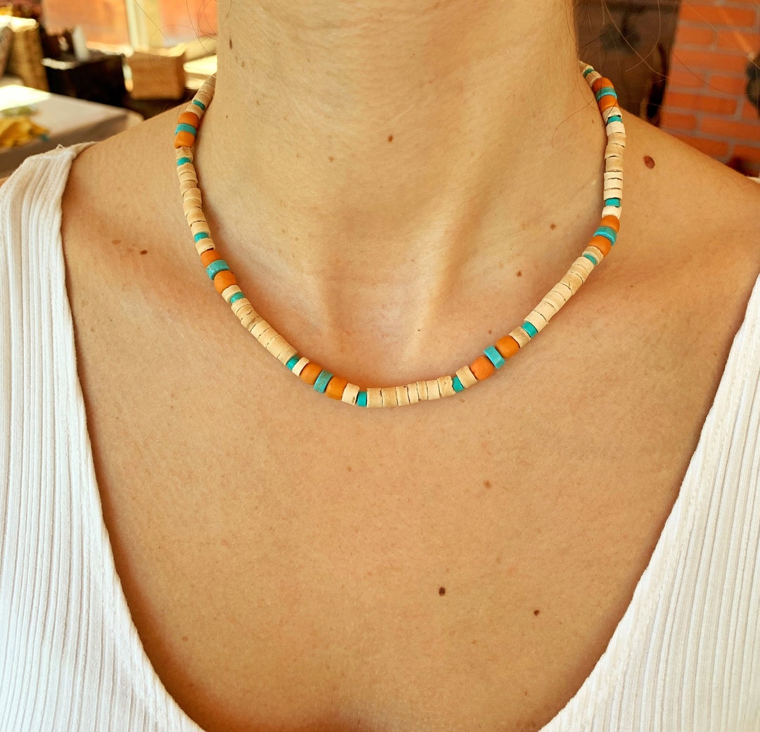 Colar de contas de coco africano. Inspirado na tribo do Vale do Omo ...