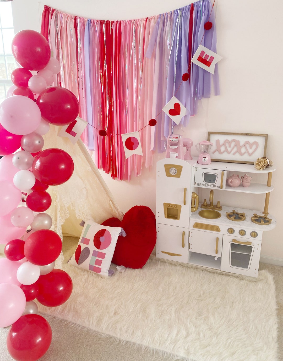 Valentines Backdrop/red, Pink and Lavender Valentines Decorations ...