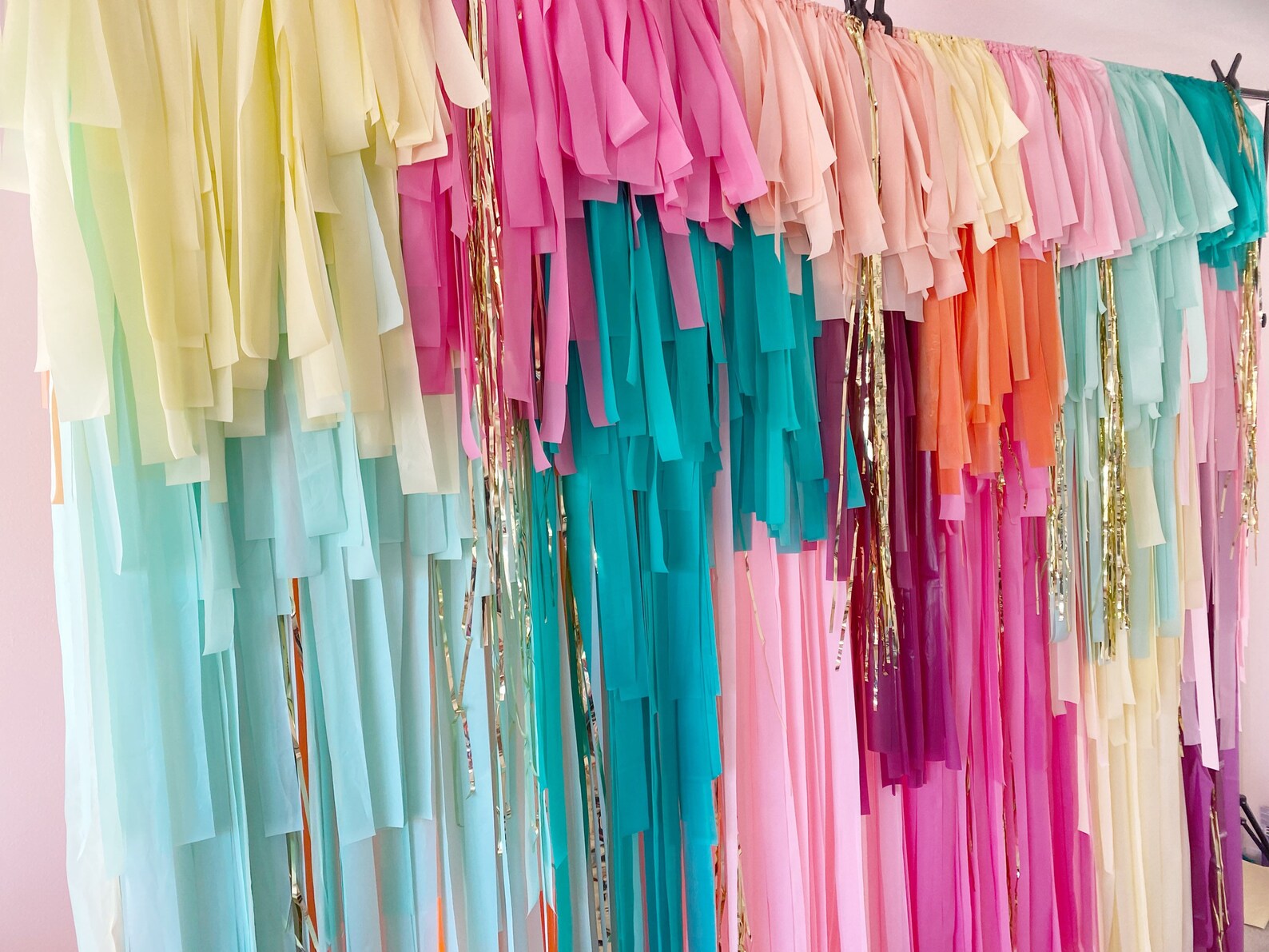 Colorful Fiesta Fringe Backdrop: Mexican Party Decor, 8x8 - Etsy Canada
