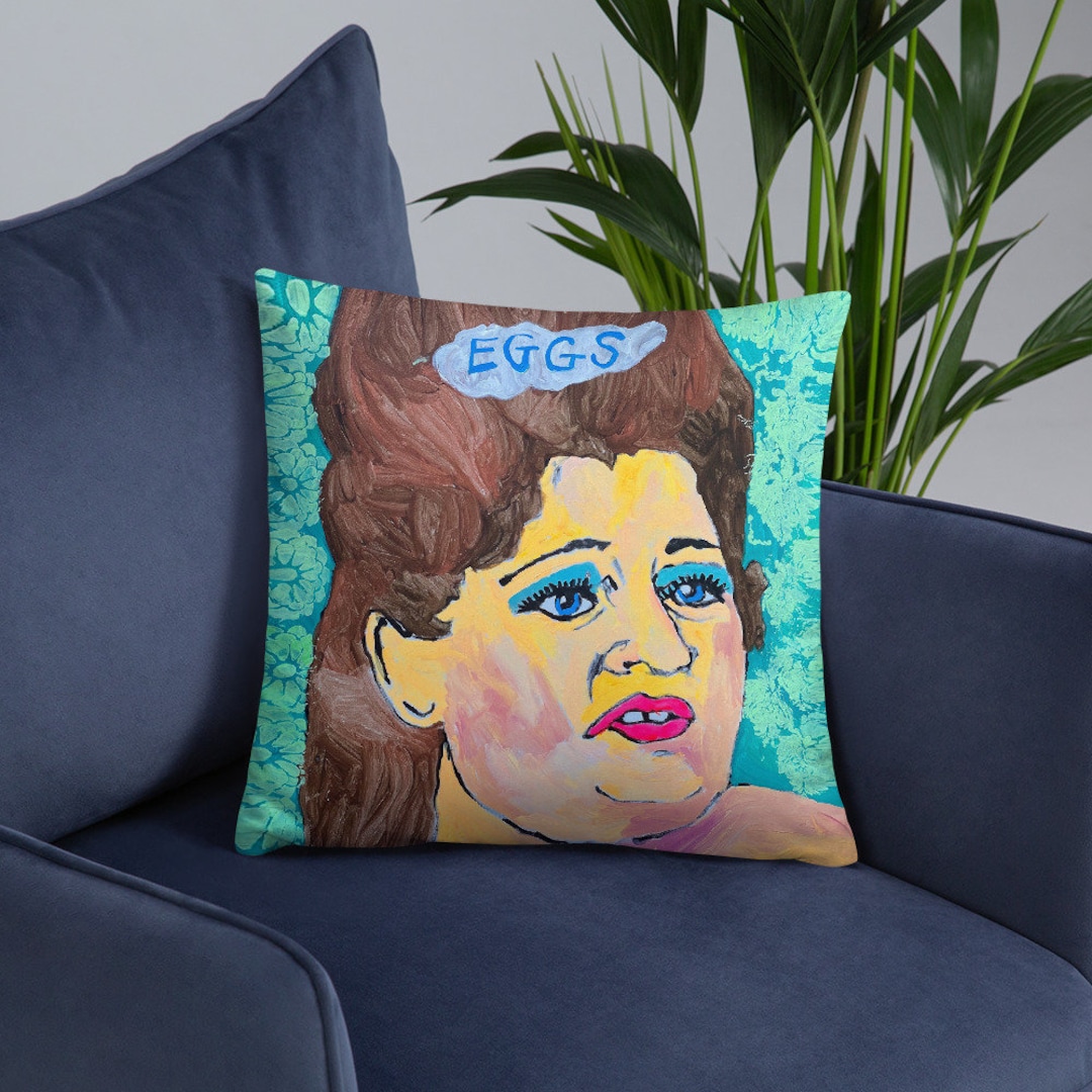 Edith Massey Pillow Egg Lady Edie Female Trouble Desperate Living Pink ...