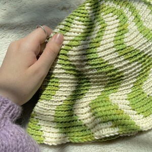 The Wavy Days Bucket Hat Advanced Level Crochet Pattern - Etsy