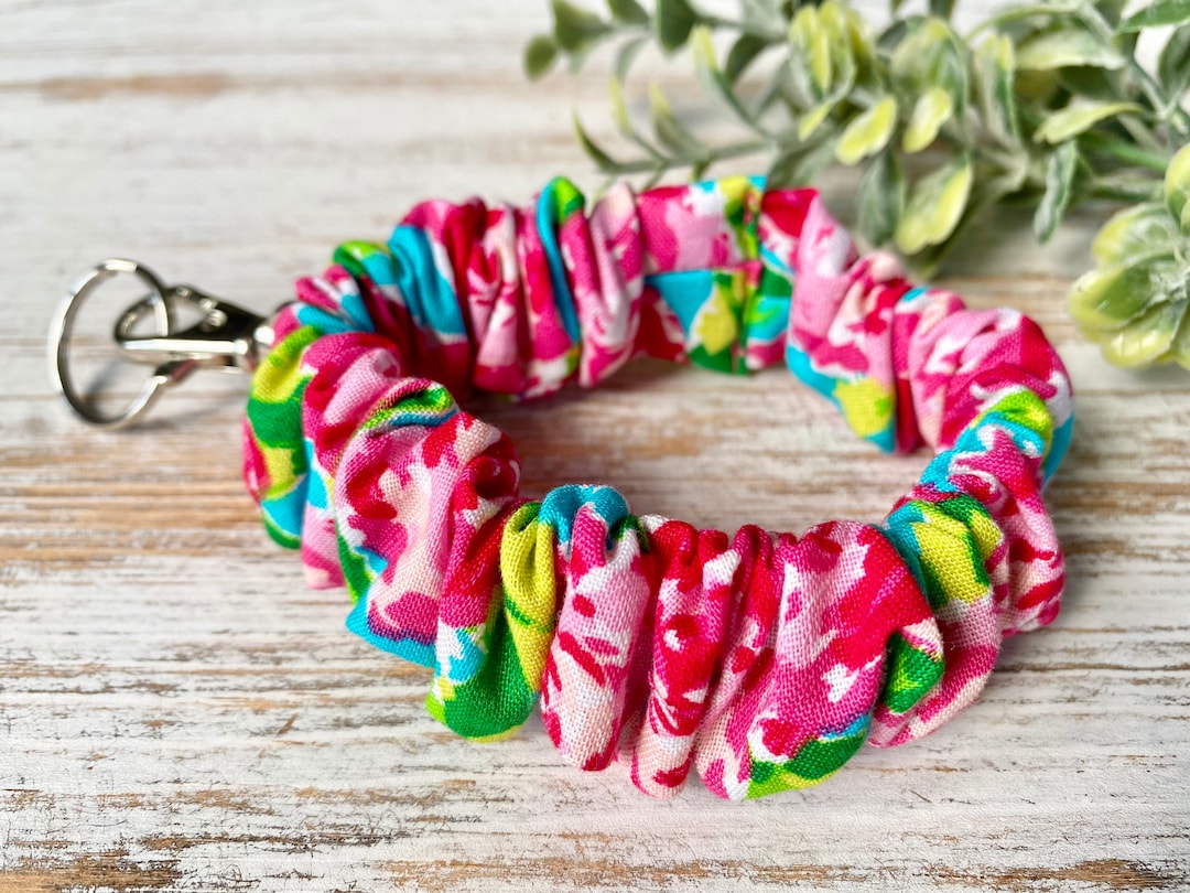 Preppy Pink Floral Wristlet Scrunchie Keychain Wristlet Fabric Elastic ...