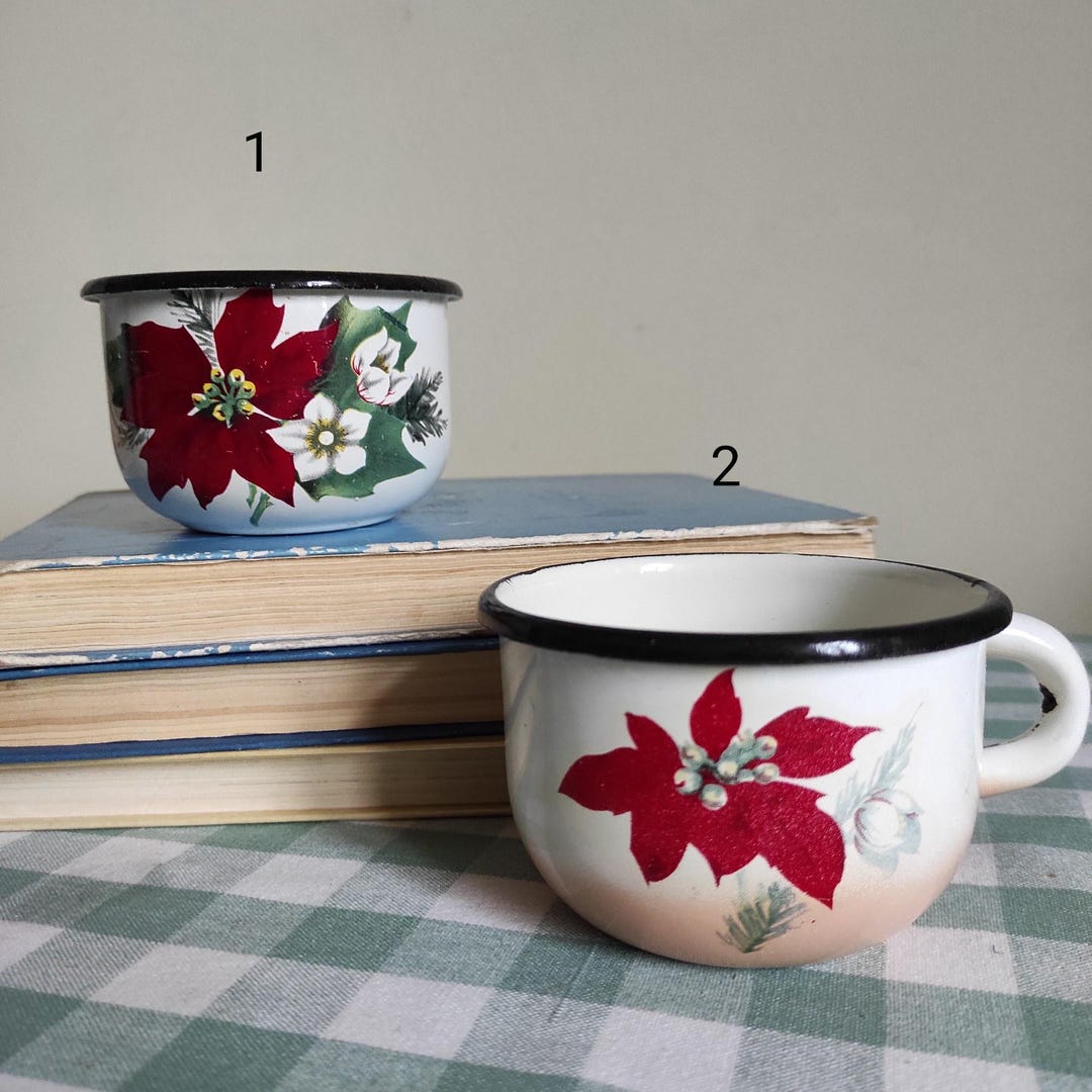 Small Enamel Cups With Red Christmas Flower Print Vintage - Etsy
