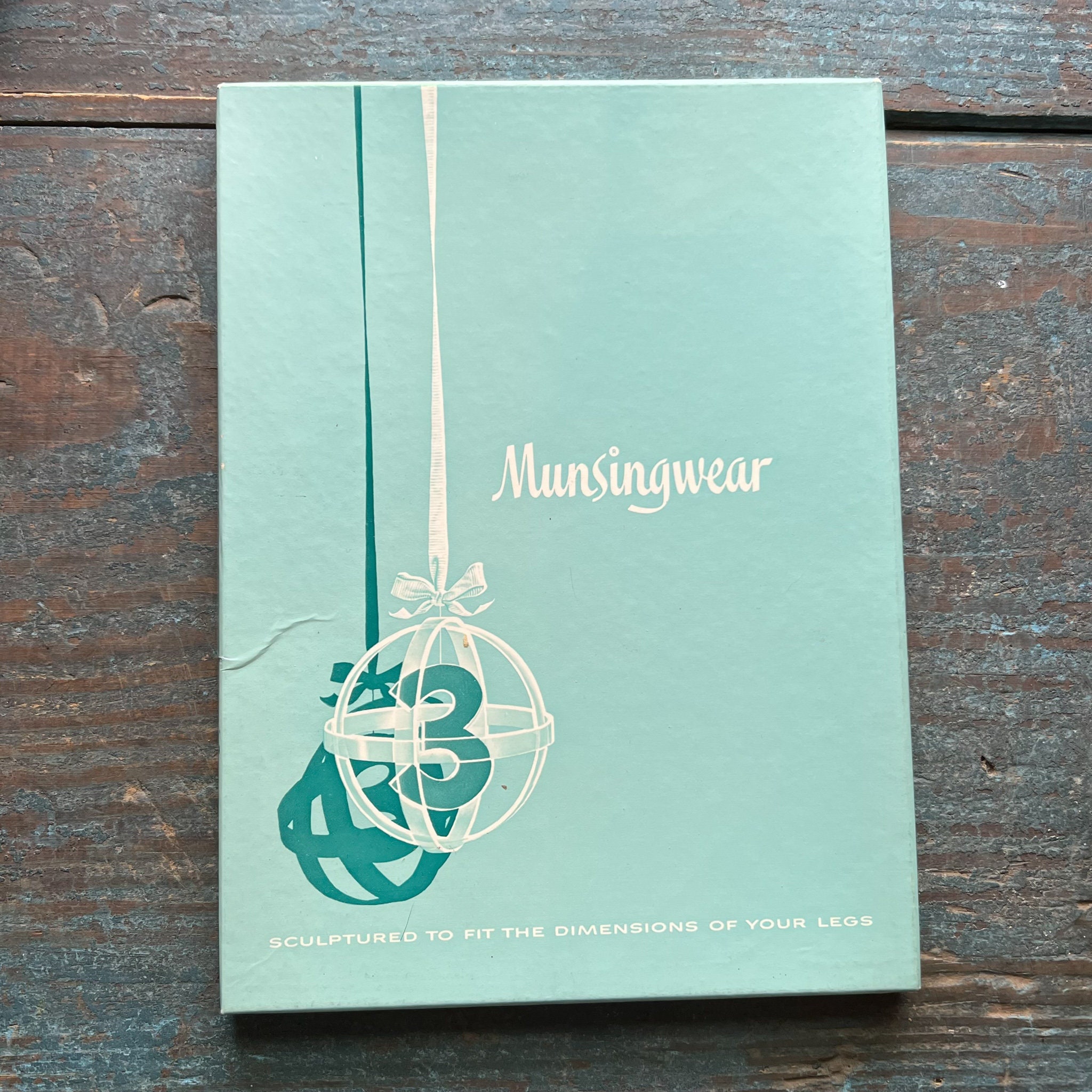 Midcentury Hosiery Boxes | Vintage Fashion, Empty | Munsingwear ...