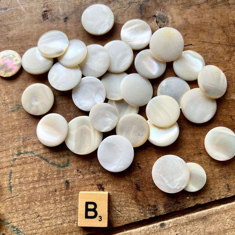 Antique Shell Buttons early 1900s Lots of Four, Six, Eight Three Sizes ...