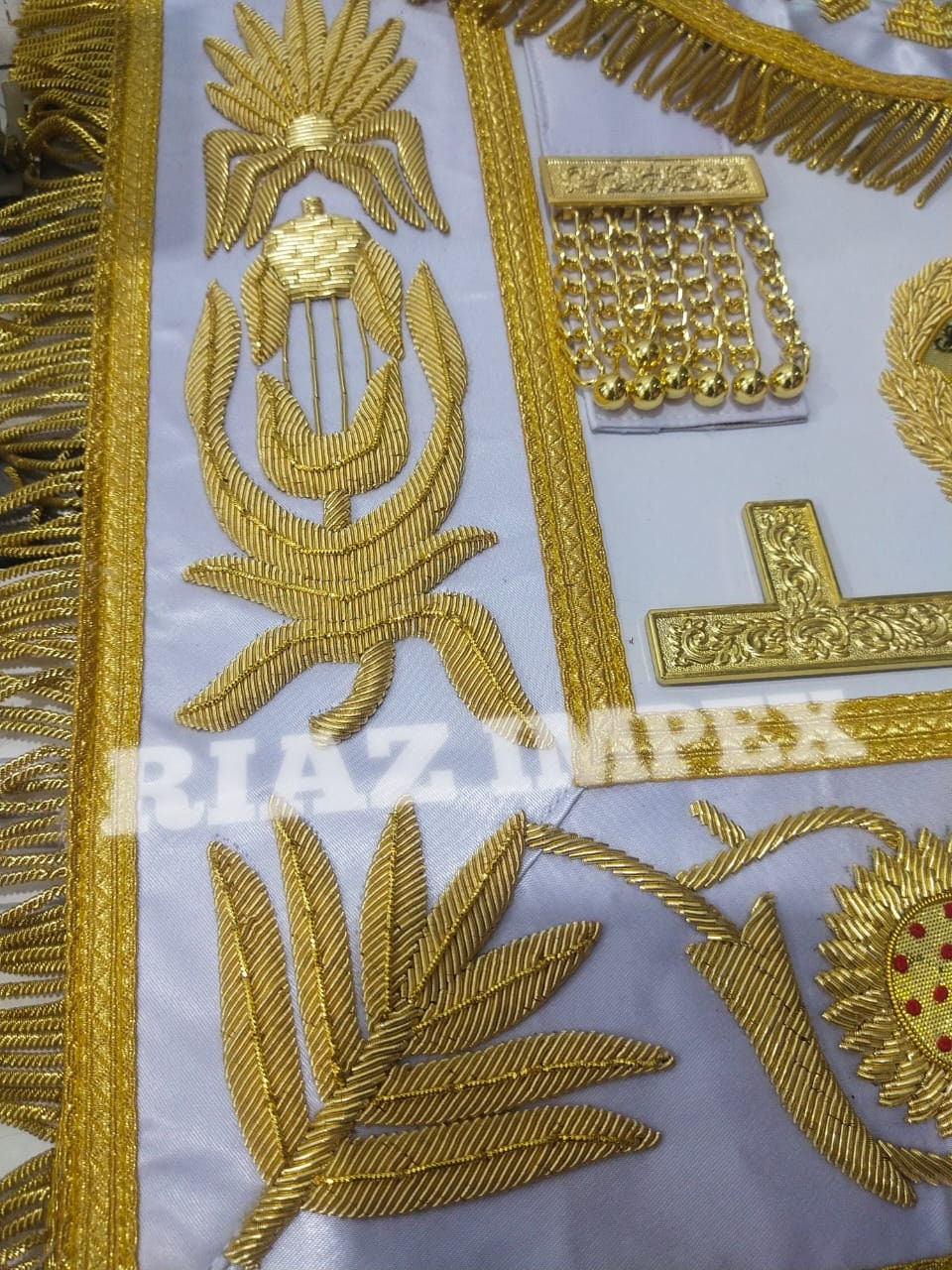 MASONIC GRAND MASTER Apron Chain Collar White Velvet Gold Handmade Work ...