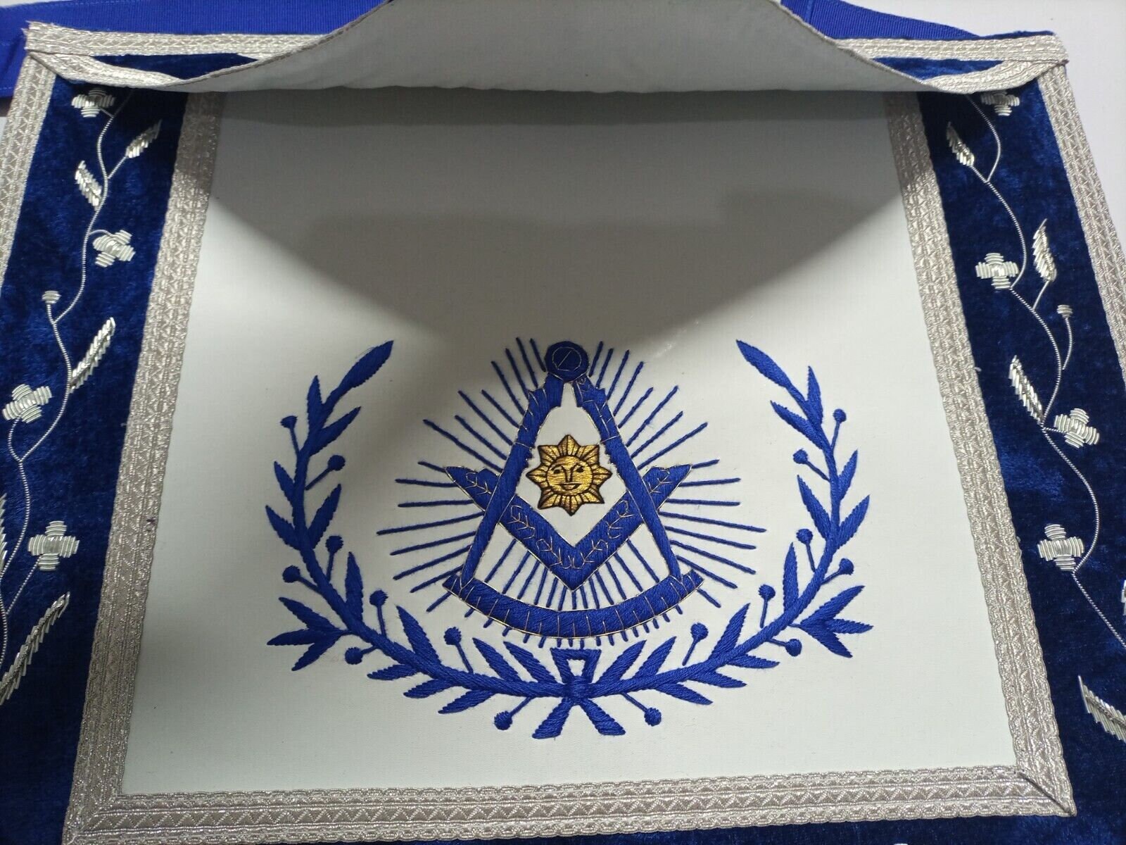 Masonic Regalia Master Mason Past Master Apron Blue & Silver Hand ...