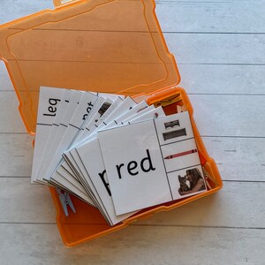 Short E Vowel Sounds Phonics Activity Cards- Montessori Preschool ...