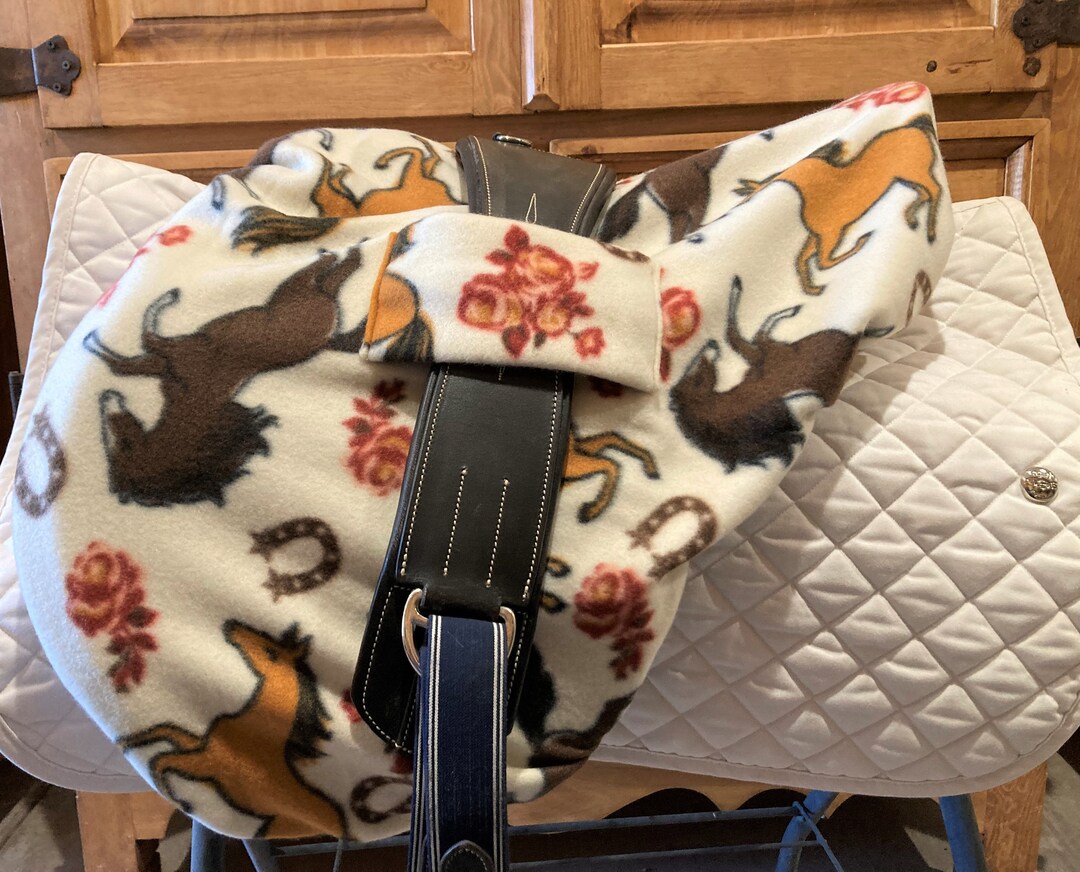 English Saddle Cover With Girth Holder ** Bays and Chestnuts* - Etsy