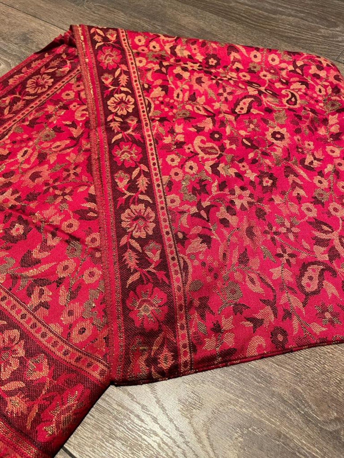 Kani Shawl/ Shawls/ Kashmiri Shawls/ Embroidered Shawls/ Christmas ...