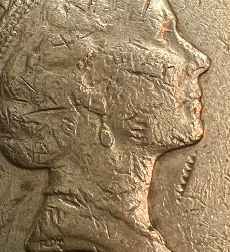 1985 Elizabeth II One Pound Coin Extreme Clash Marks + Upside Down Edge ...
