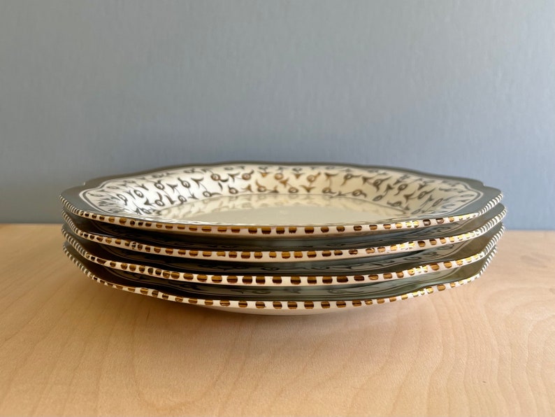 Wedgwood 1930s Plates With Gold Pattern Set of 4 Plates From England - Etsy