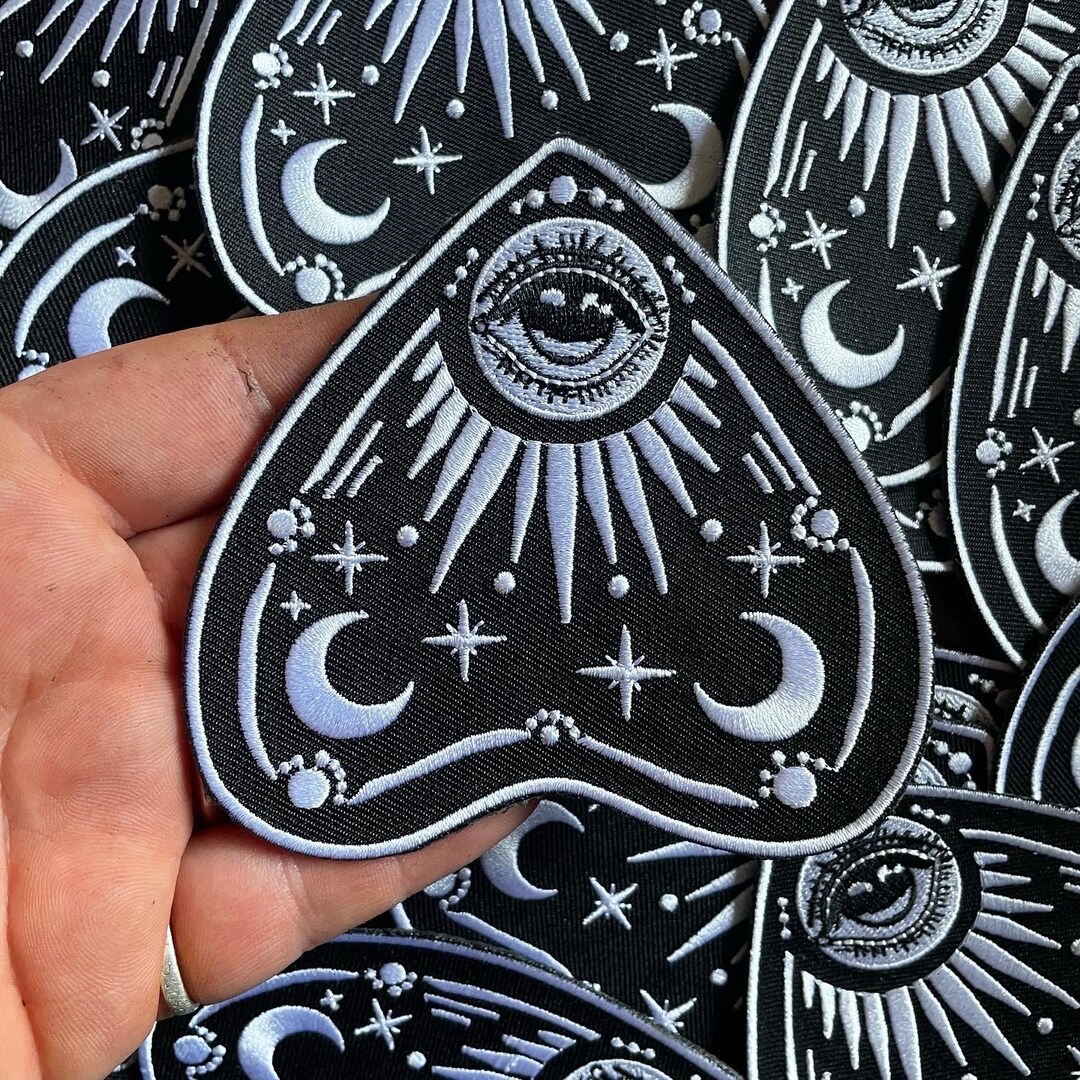 Ouija Planchette Embroidered Iron-on Patch // Witchy Accessories // Gothic Patch // Spooky Patch ...
