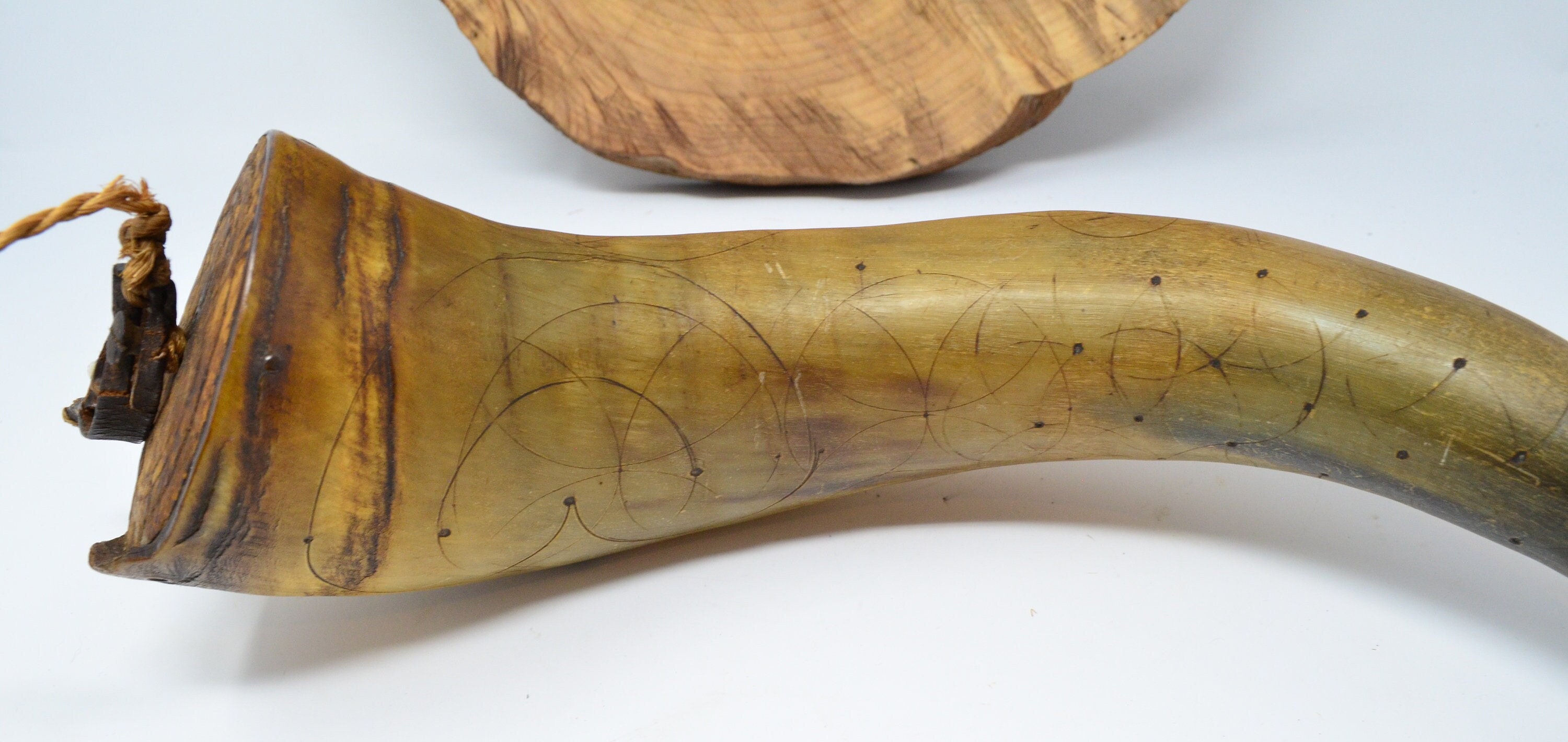 Early 1800's Powder Horn With Ornate Etchings - Etsy