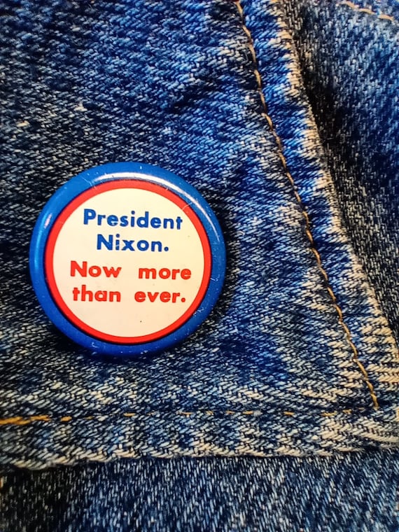 44 vintage 1972 nixon - Gem