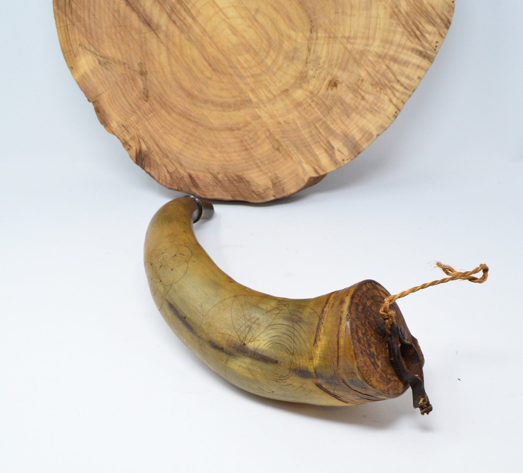 Early 1800's Powder Horn With Ornate Etchings - Etsy