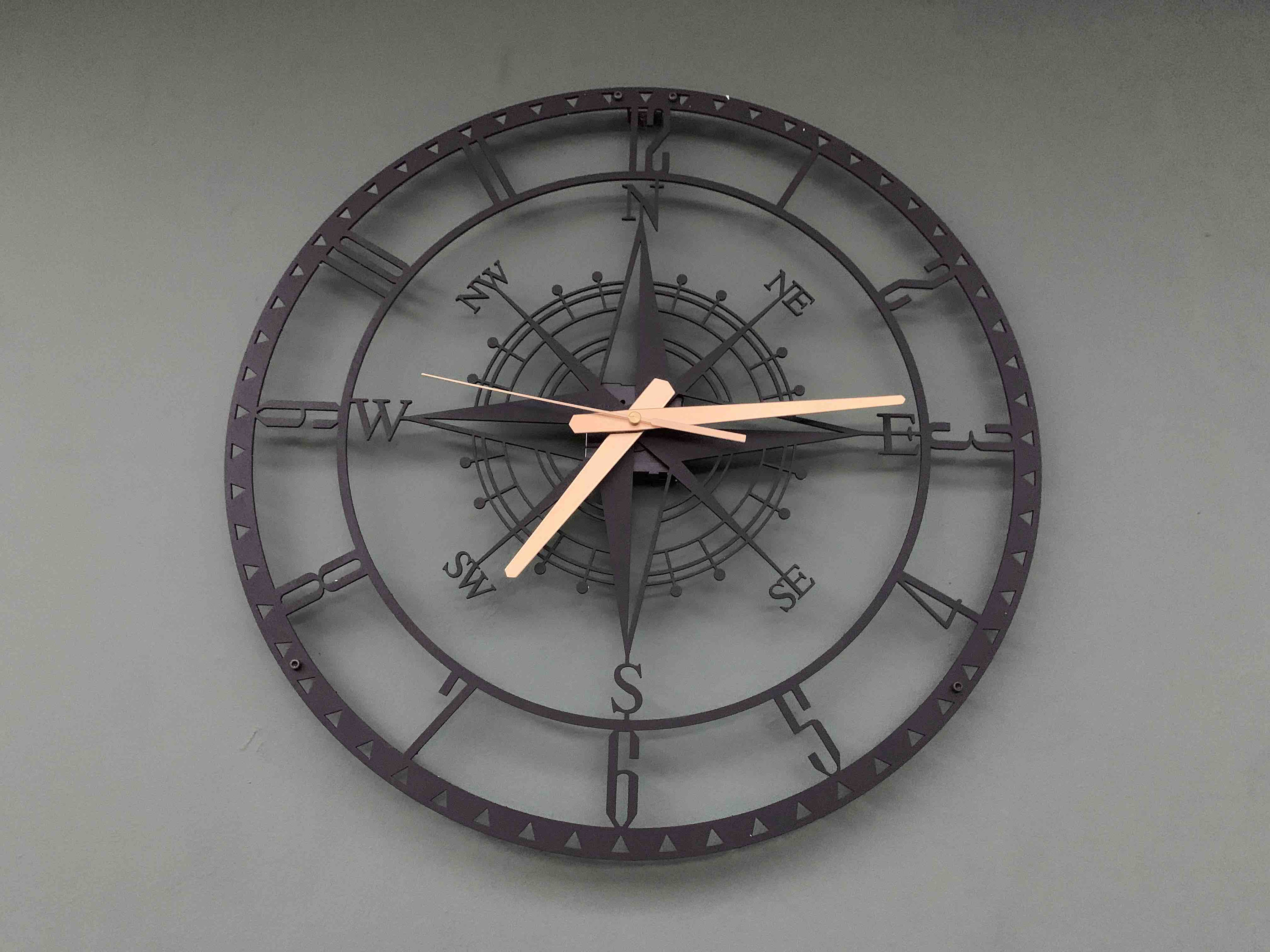 BIFIM Decorative Latin Numeral Metal Wall Clock Compass Themed 45x45cm ...