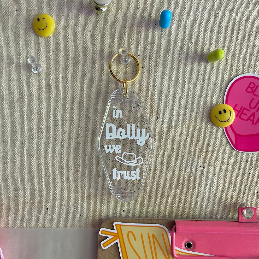 Dolly Parton Retro Motel Keychain - Etsy