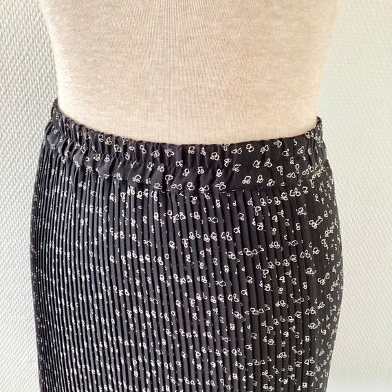 Mini Jupe vintage 1980 / jupe courte noire petite fle… - Gem