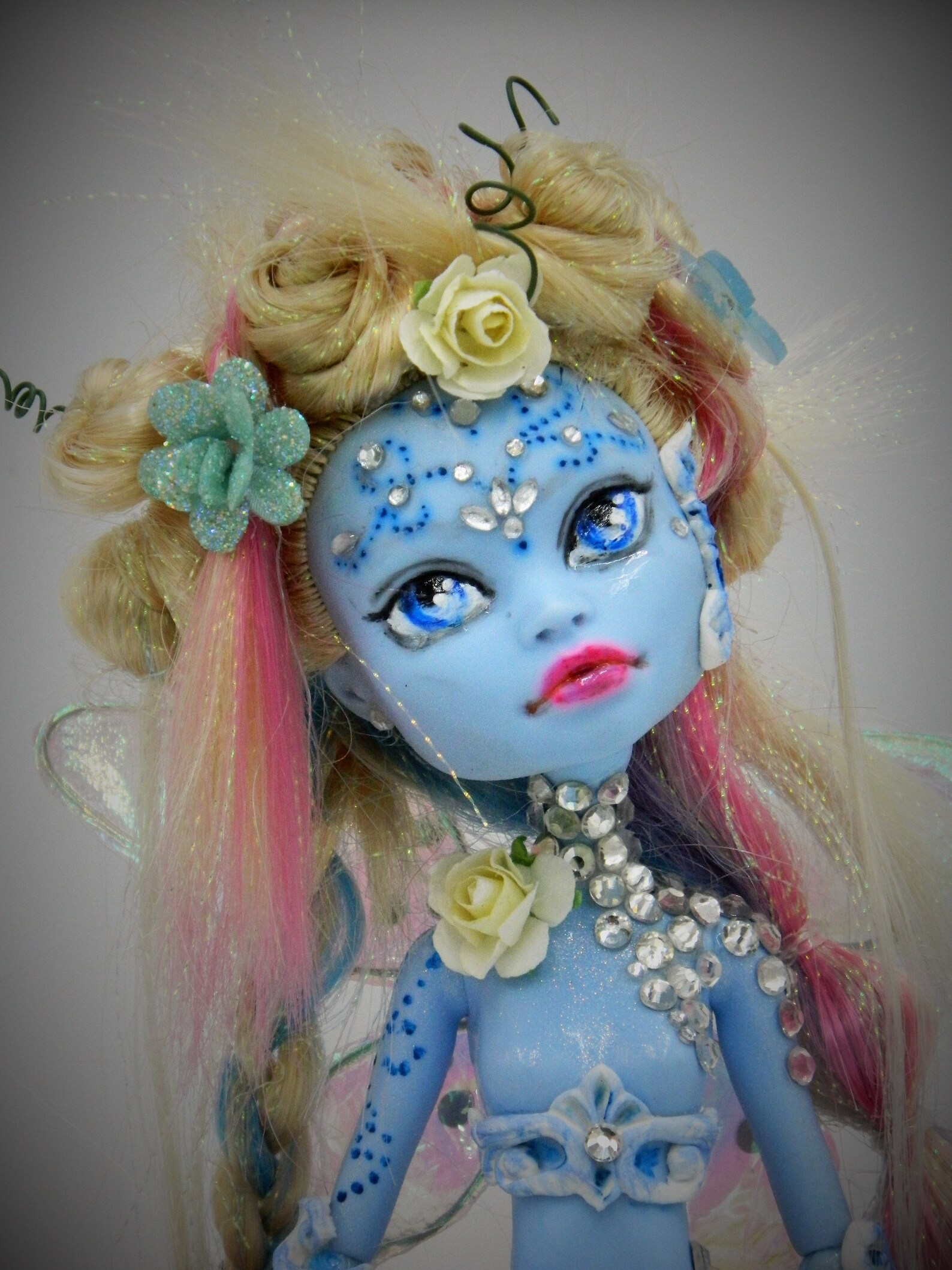 CRYSTAL Doll Figurine Monster High OOAK Repaint Custom - Etsy UK