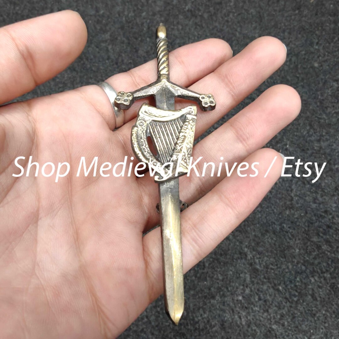 Scottish Kilt Pin | Made of Brass Antique Metal | Irish Harp Kilt Pin ...