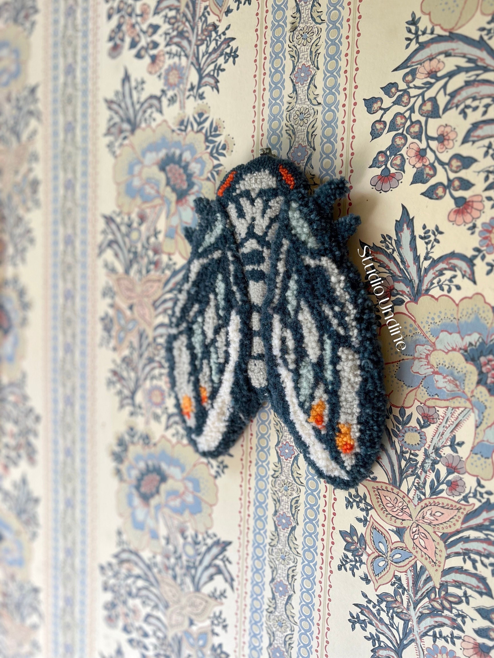 Tufted Wool Cicadas Bug Wall Hanging Nature-inspired Insect Decor ...