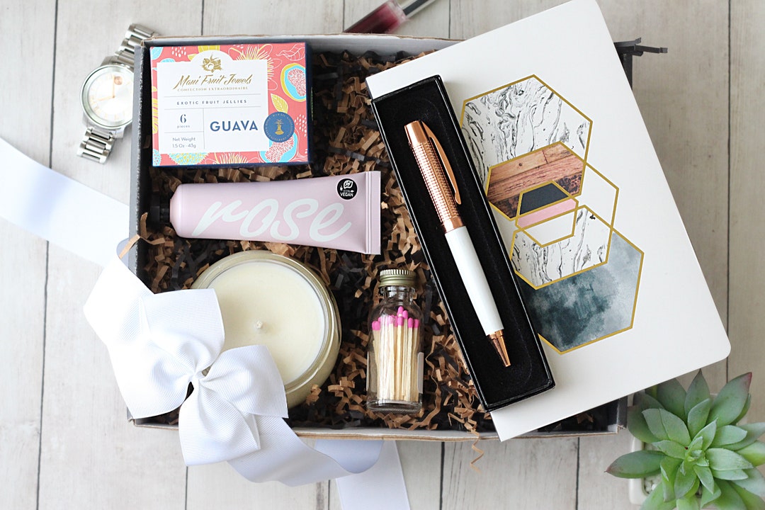 Lady Gift Box Curated Gift Box Professional Gift for Women Girlfriends ...