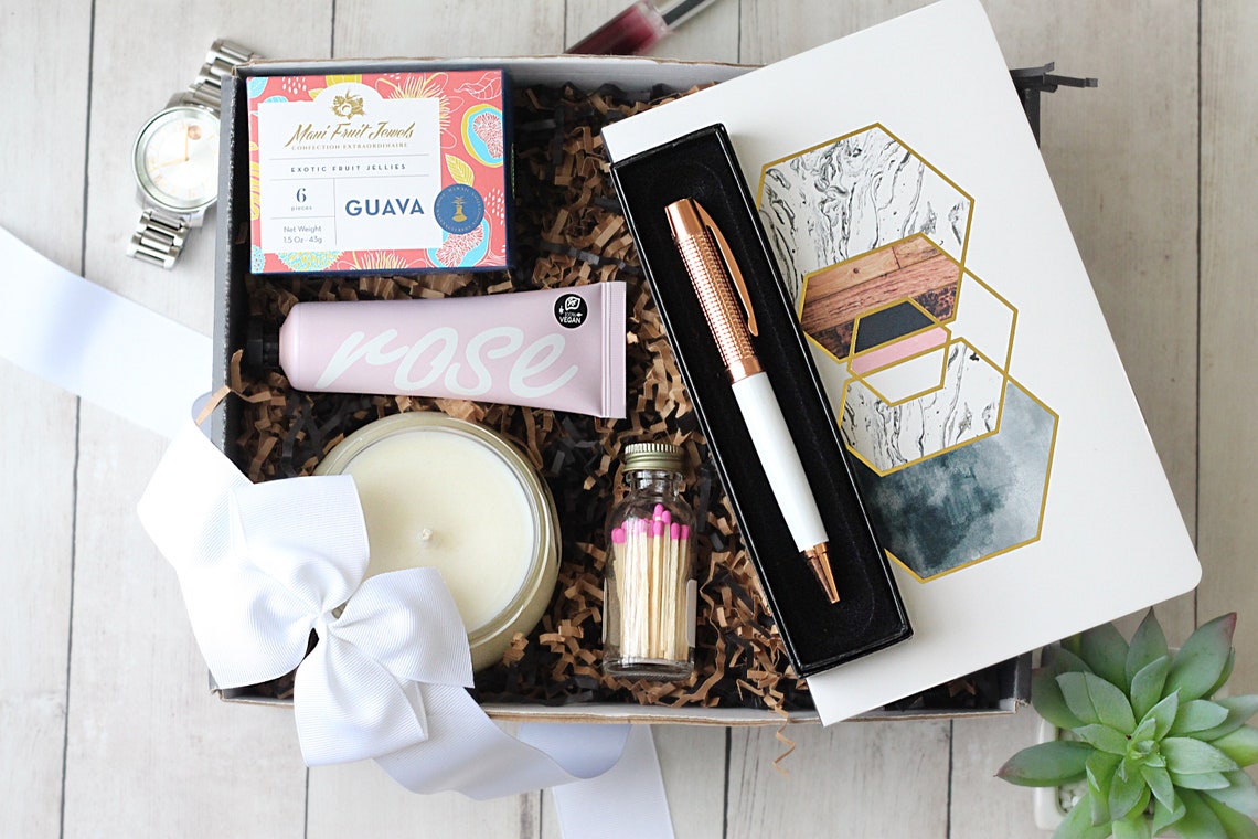 Lady Gift Box Curated Gift Box Professional Gift for Women Girlfriends ...