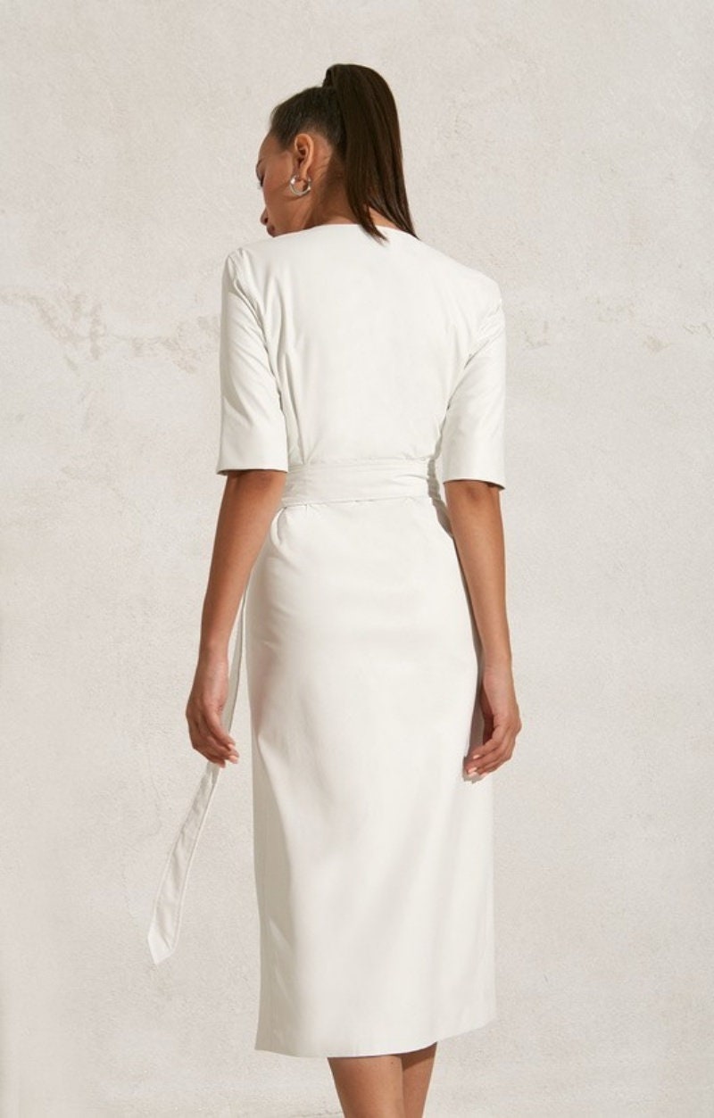 Plus Size White Midi Dress With Sleeves for Spring Cocktail Parties ...