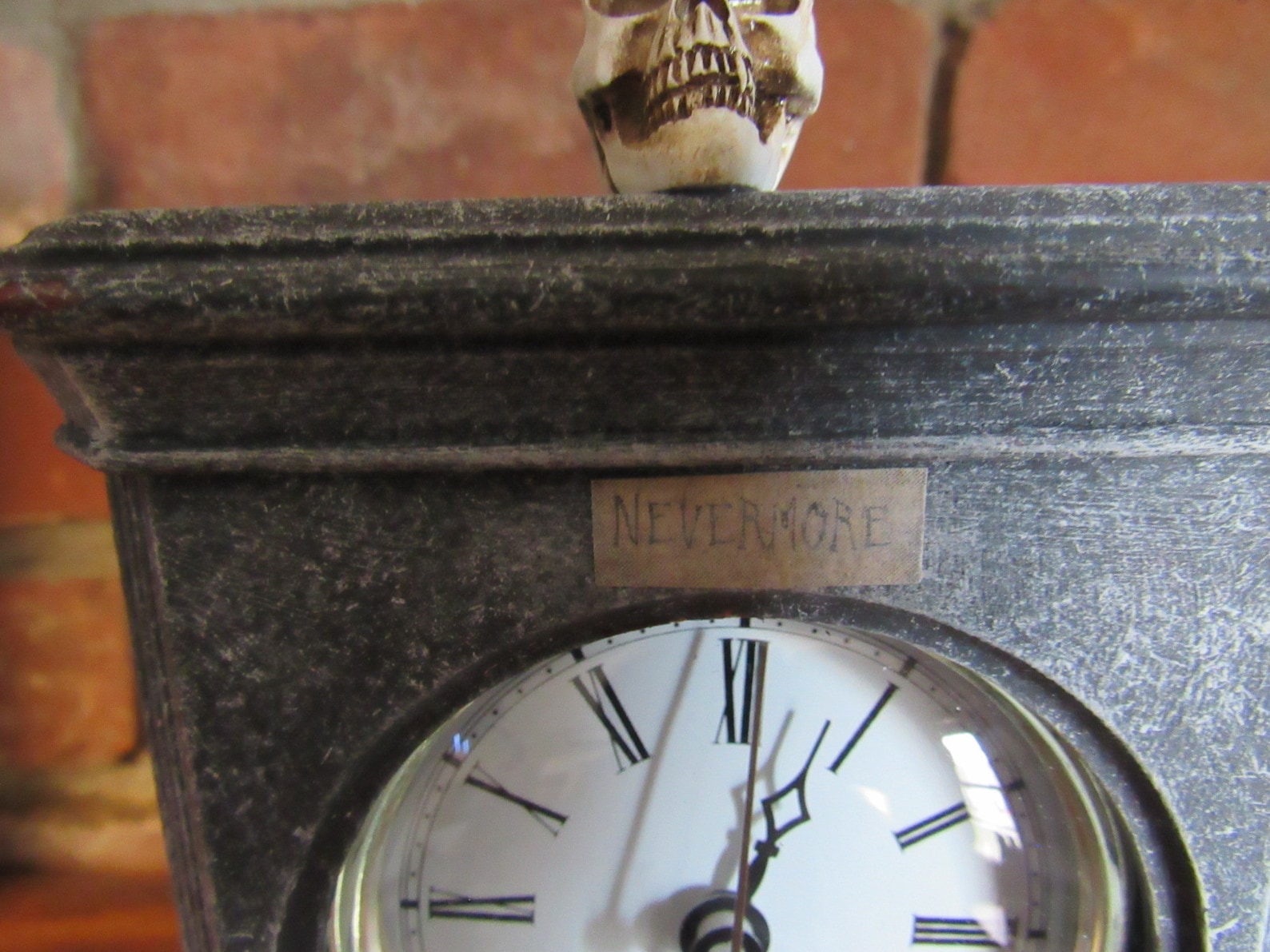 Edgar Allan Poe Aged Nevermore Clock With Raven and Skull for Shelf or ...