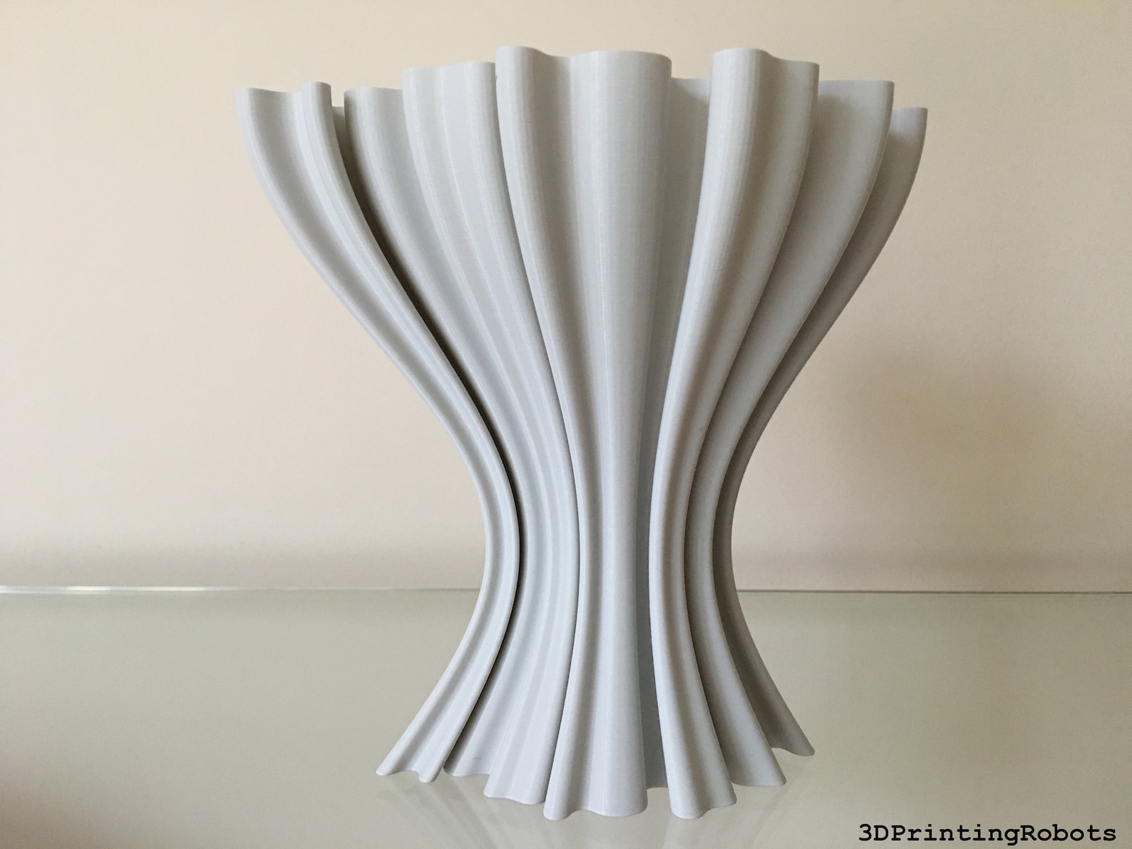 Modern Wavy Vase for Artificial Flowers Geometric Vase - Etsy