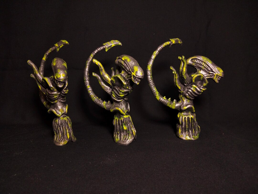 Xenomorph Alien Metalic Resin Sculpture - Etsy