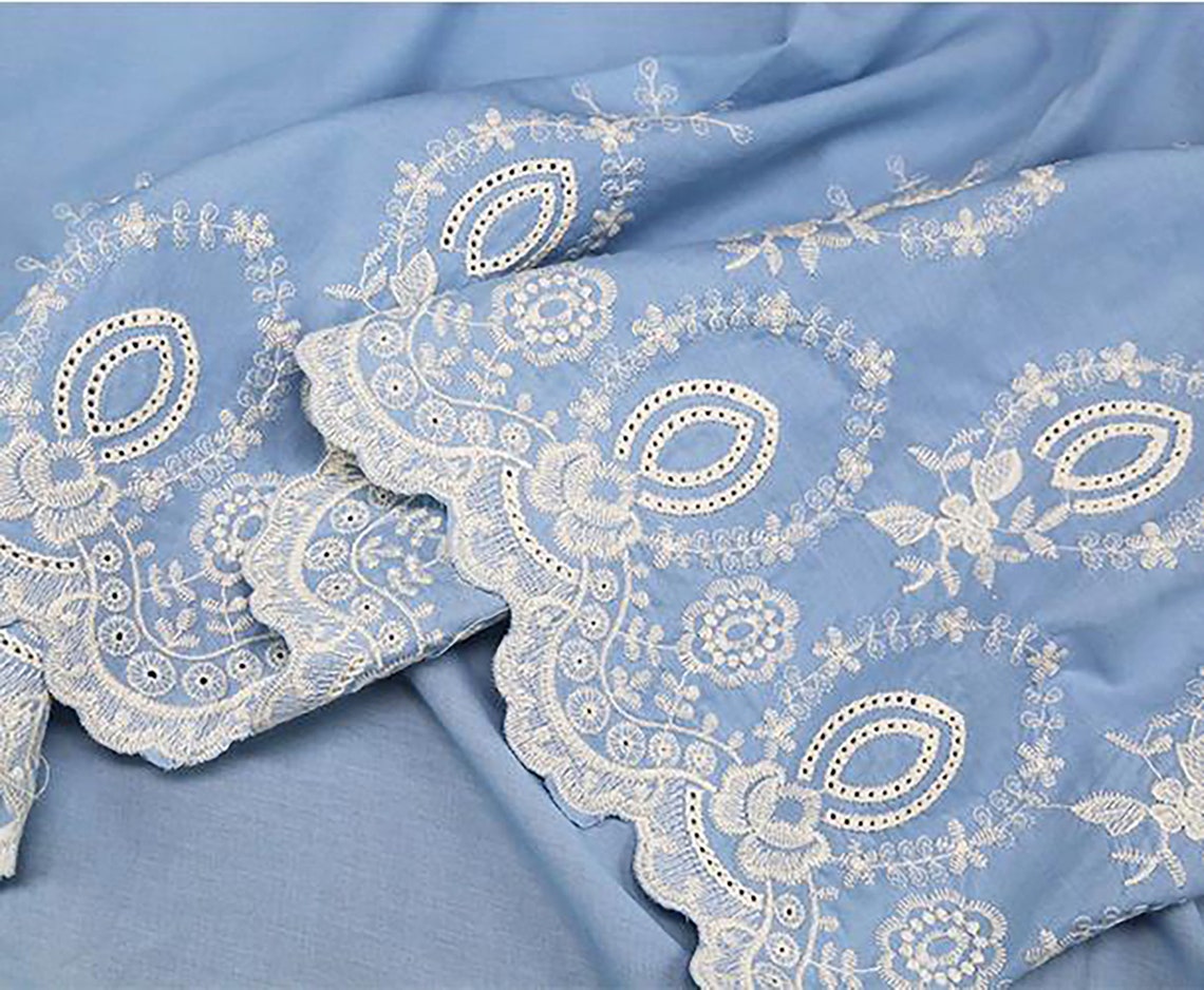 3 Colorseyelet Scallop Border Fabricbilateral Positioning Flowers ...