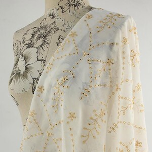 A Delicate Chiffon Floral Print Fabric Embroiderychiffon Eyelet ...