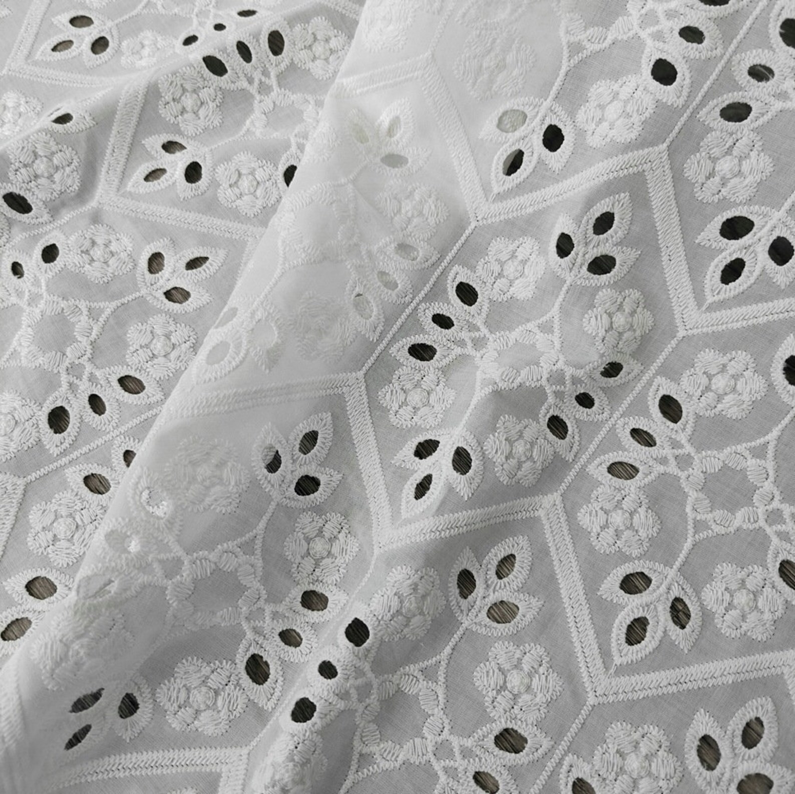 White ，cotton Eyelet Flower Fabric， Embroidered Cotton Lace，diy Sewing ...