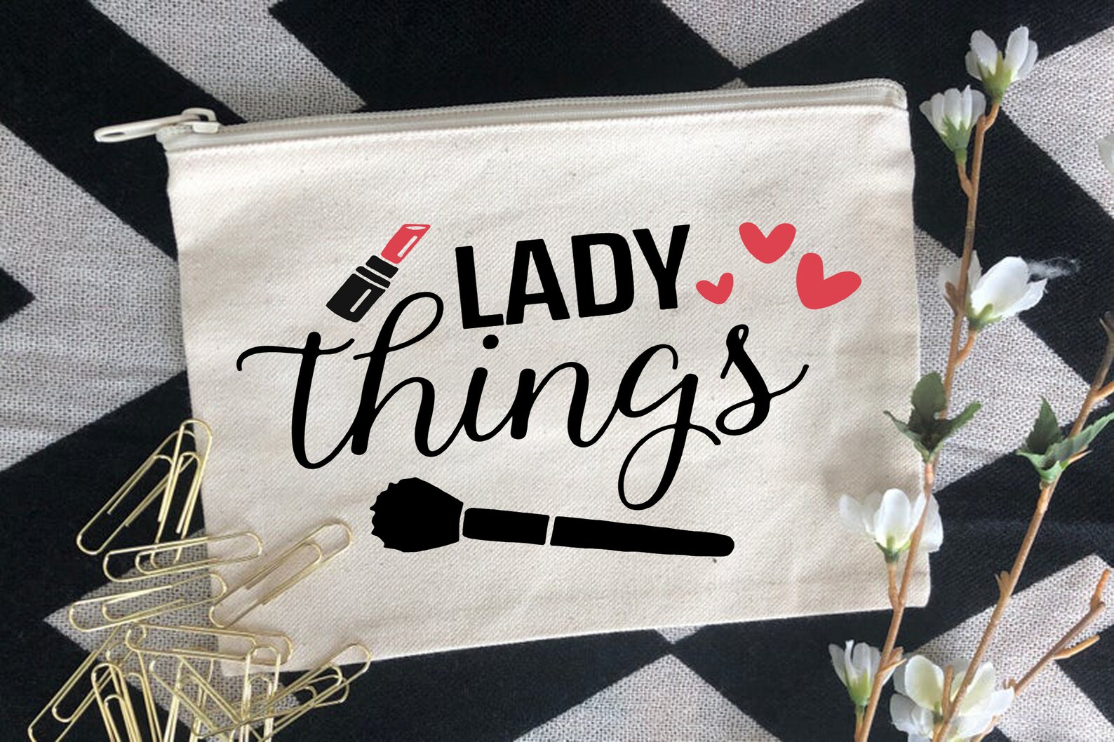 Lady Things Svg, Might Be Makeup Might Be Snacks Svg, Makeup Bag Svg ...