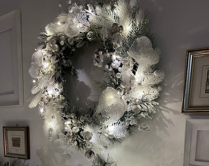 White Christmas Wreath With Led Lights, Artificial Wreath Crystallized ...