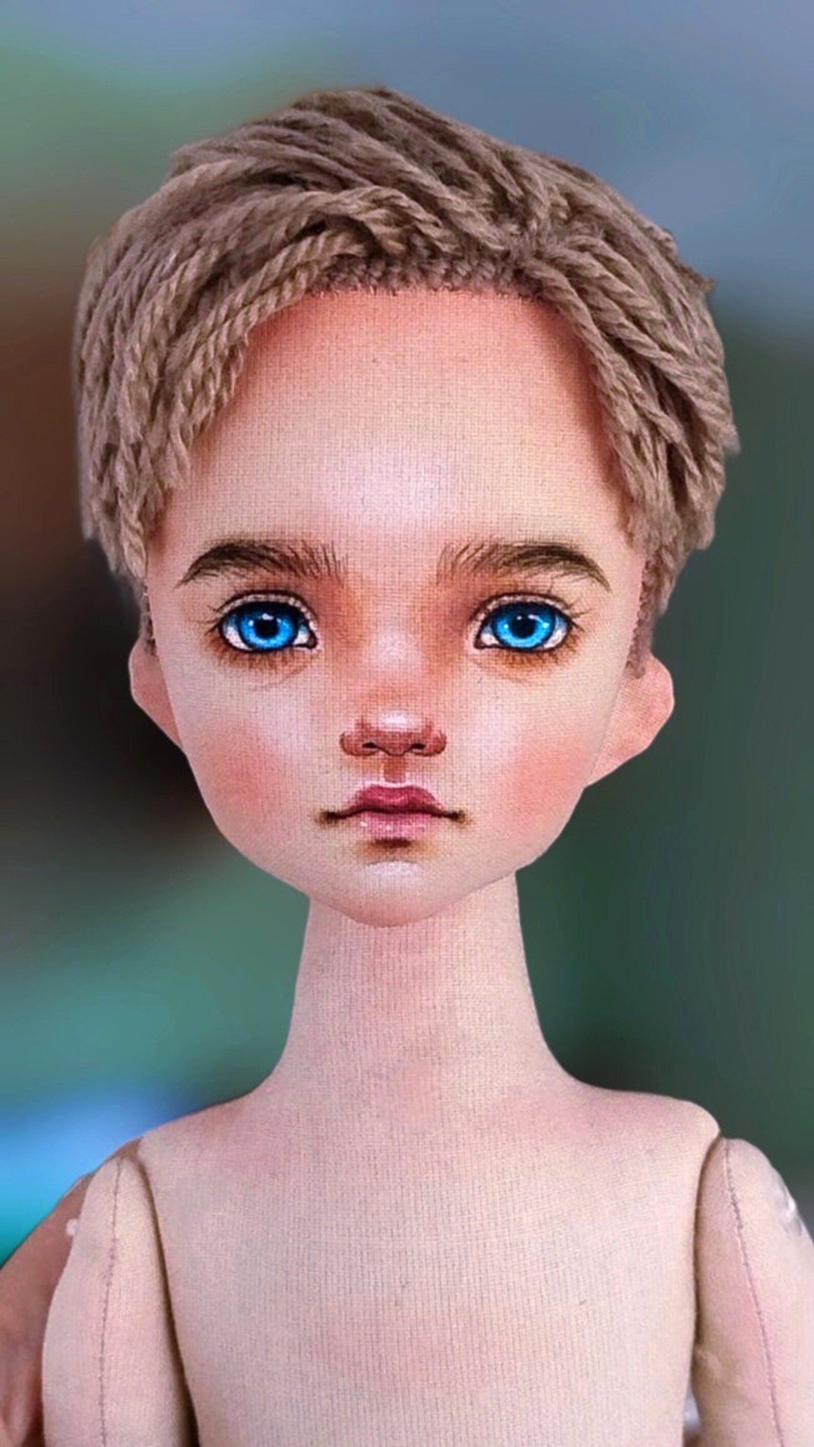 Video Tutorial on Drawing the Face of a Ragdoll Jonathan Using a Face ...