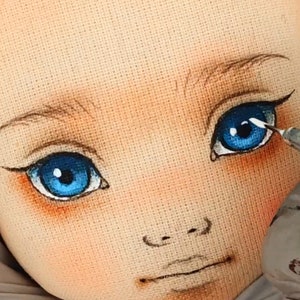 Video Tutorial on Drawing the Face of a Soft Doll Using a Face Template ...