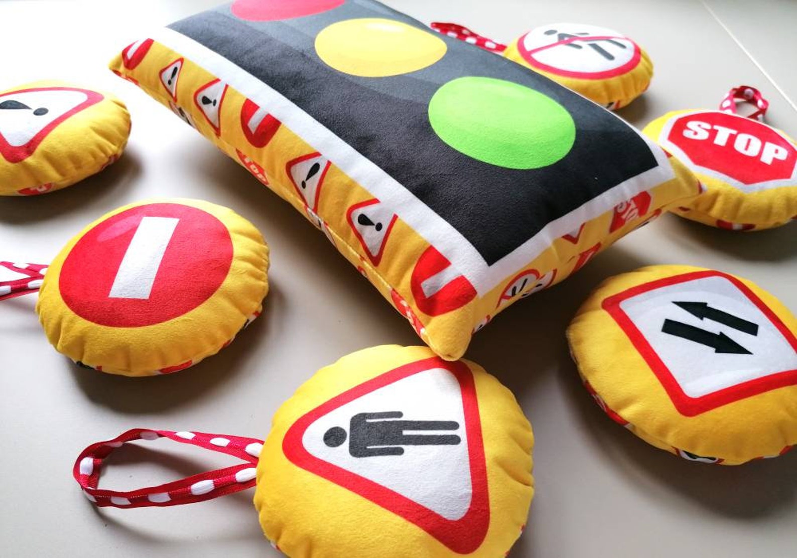 Soft Road Signs Mini Pillows Set, Traffic Education. Traffic Lights ...