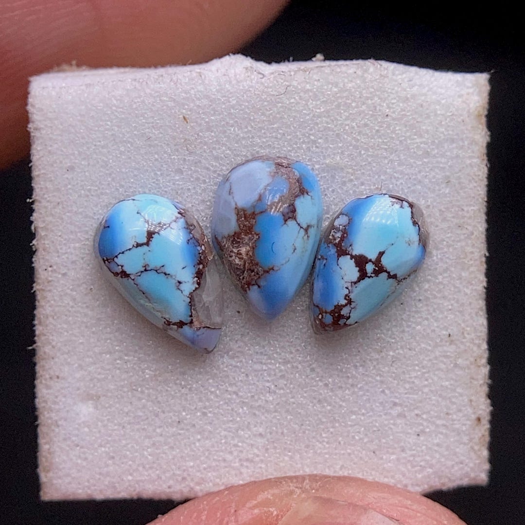 Radiating Earthy Elegance Golden Hill Turquoise Cabochon"1.30 Carat" A ...