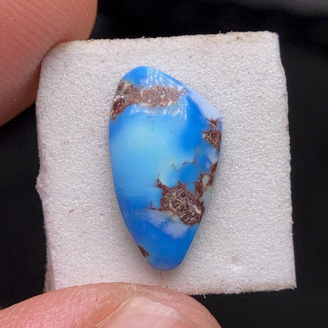 Radiating Earthy Elegance Golden Hill Turquoise Cabochon "2.50 Carat" A ...