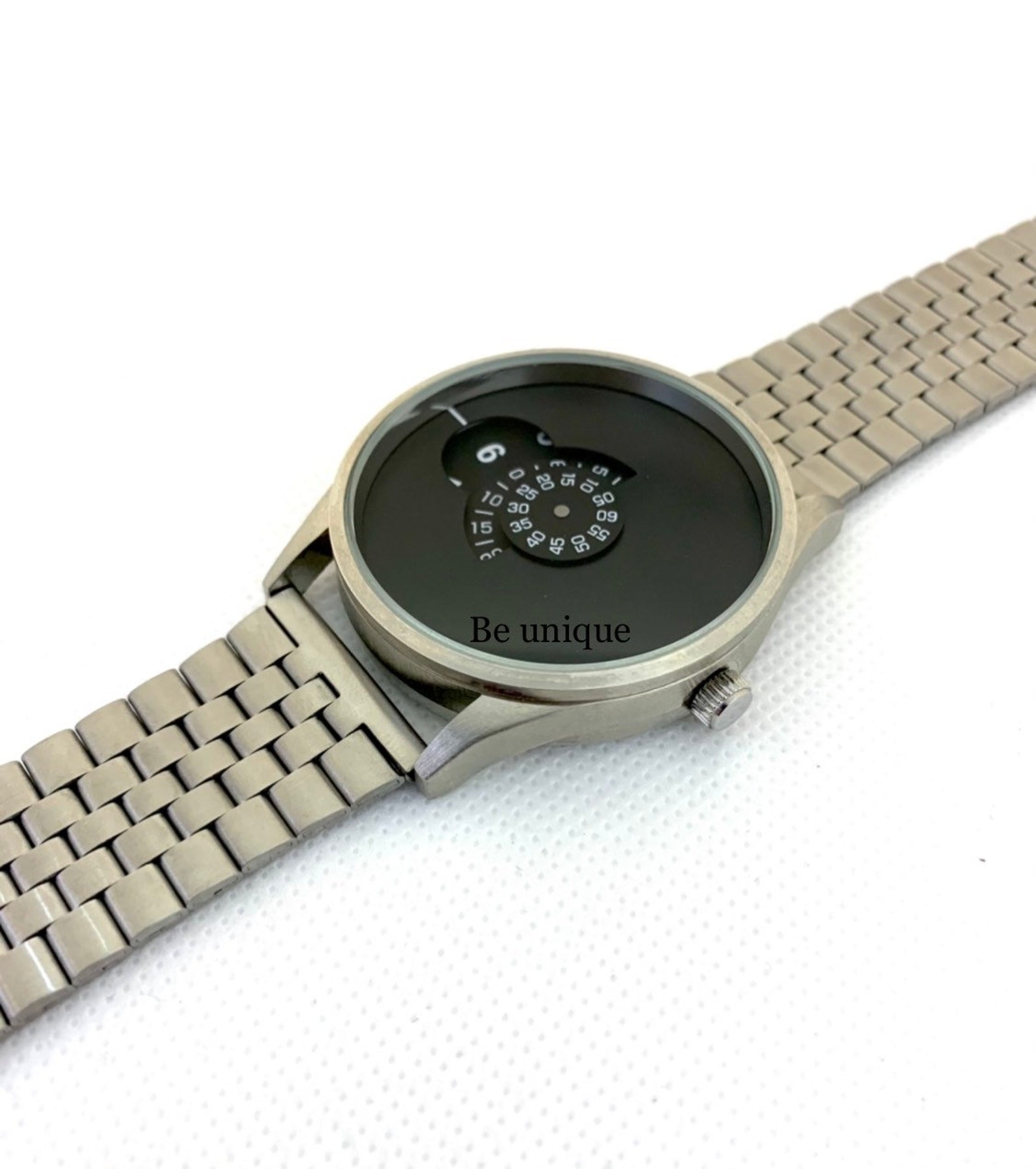 Be Unique Wrist Watch Present Softech London Design-hours/minutes ...